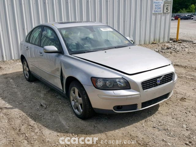 2005 Volvo S40 T5 2.5L 5 for Sale in Hurricane WV - Lot: 39089139 ...