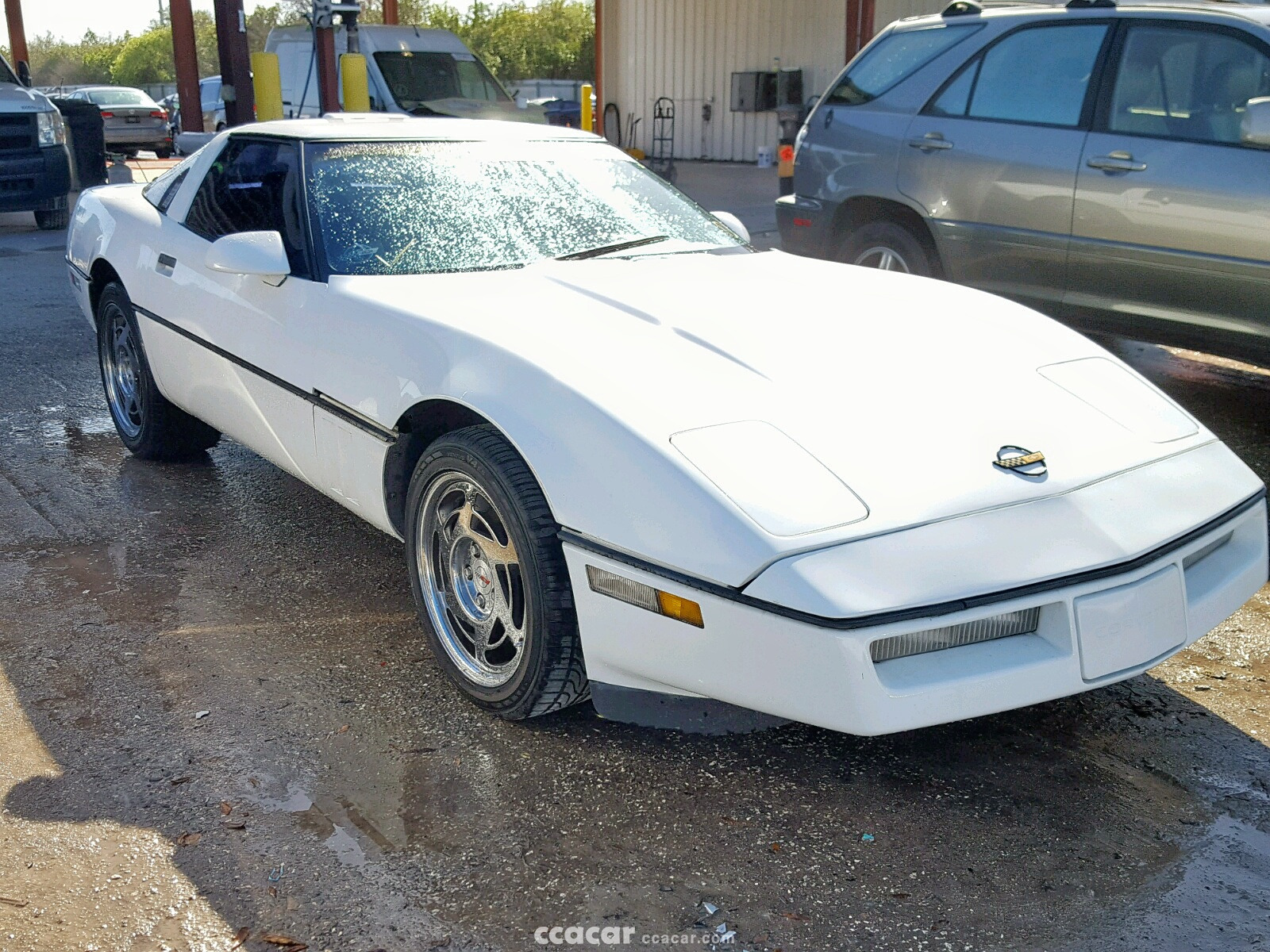 1990 Chevrolet Corvette Base | Salvage & Damaged Cars for Sale